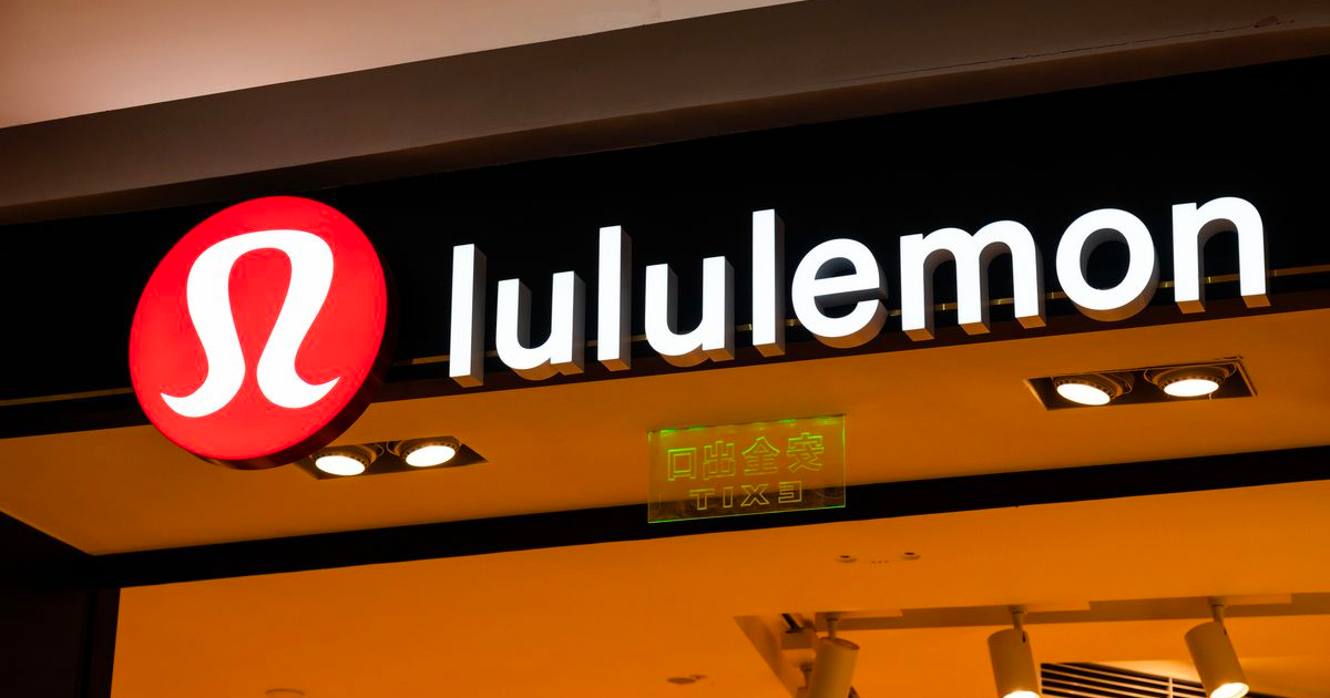 Should Investors Buy Into the Recent Lululemon Athletica (LULU) Hype ...